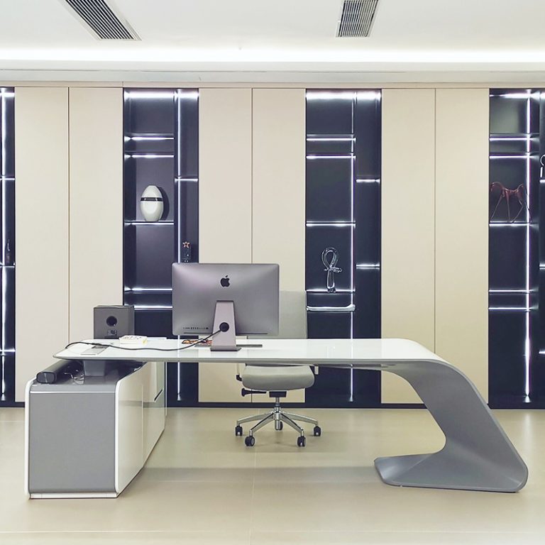 Contemporary Executive Office Desk: Top 5 Design Trends in 2024 | Mige ...