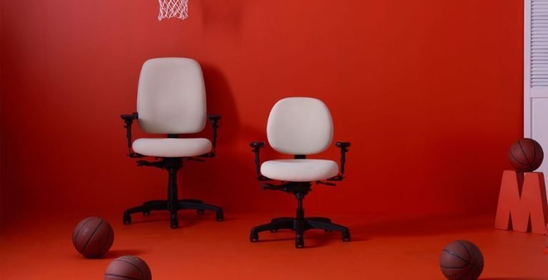 Best Office Chair for Short People (That Actually Fit!) | Mige Office ...